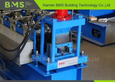 China Rolo ereto de aço de Customered que forma a máquina com sistema automático do corte à venda