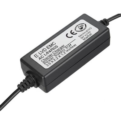 China CE GS Certified Universal AC Power Adapter 100-240V 3.5x2.2x1.2 Inches for sale