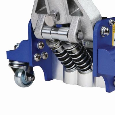 Cina Un carrello di alluminio Jack, pavimento di corsa di alluminio Jack da 1,5 tonnellate 3000 libbre. in vendita