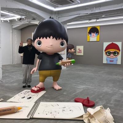 Cina OEM Art Gallery Sculpture di legno in vendita