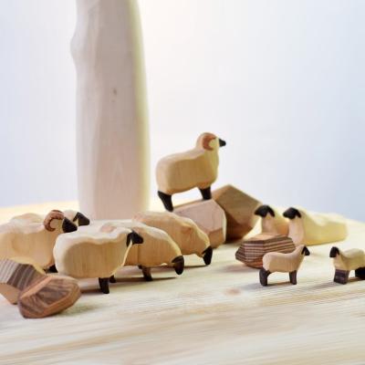 Cina Nessun danno ha scolpito gli animali di legno ISO9001 delle figurine delle pecore di legno approvati in vendita