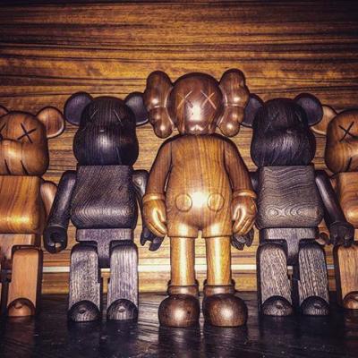 Cina La mano del ODM dell'OEM ha scolpito la grande scultura di legno di intaglio del legno di legno dell'orso in vendita