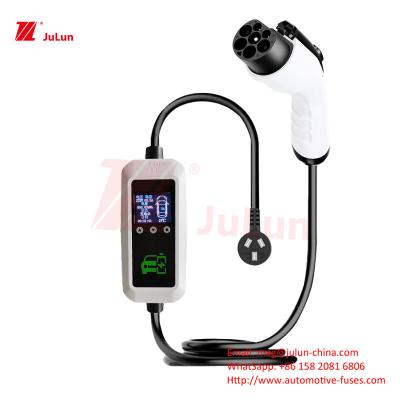 Cina EV Charger 7Pistola di ricarica standard europea Tipo 2 Pistola di ricarica portatile di bordo Nuova pistola di ricarica energetica in vendita