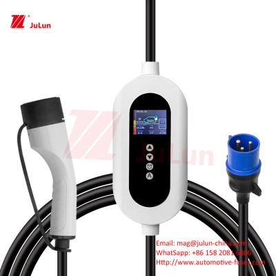Cina EV Charger 7Pistola di ricarica standard europea Tipo 2 Pistola di ricarica portatile di bordo Nuova pistola di ricarica energetica in vendita