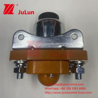 China 1P Screw Mounting Safety Switch Auto Parts With 200A Rated Current And 1 NO Auxiliary Contact for sale