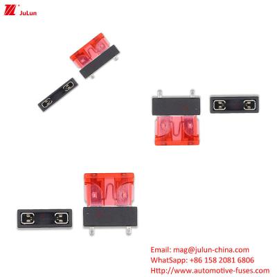 Chine Porteur de fusible miniature automobile à tension nominale de 32 V pour la protection des circuits automobiles à vendre