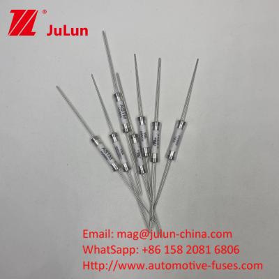 China Fusiles cerámicos de 500V ASTM 30A con abrazadera de fusible para corriente eléctrica de 10A-30A de 500VDC en venta