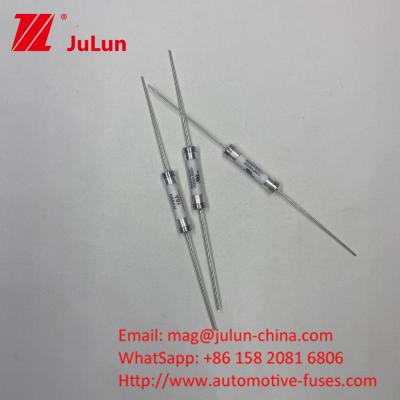 China HV660 12A 500VDC 30KA Capacidad de ruptura Fusiles cerámicos para automóviles con agujero de PCB e instalación de abrazadera en venta