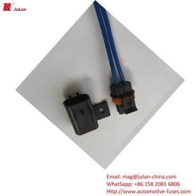 China Equipo de pernos Reinicio manual del interruptor de aire Automóvil portador de fusible eléctrico de plástico / carcasa de nylon 32V en venta