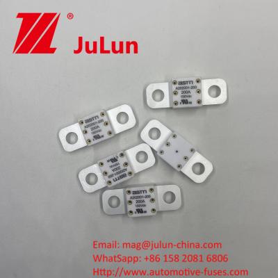 China A202001-300A 150VDC Keramische autoverzekering geschikt voor vermogen omzetting 150VDC uitgangsspanning Te koop