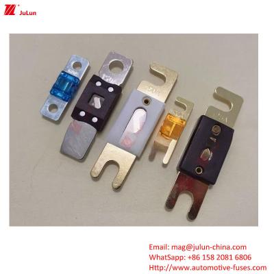 中国 電気自動車のシューズ レーティング電圧32V 車用電子回路保護用 販売のため