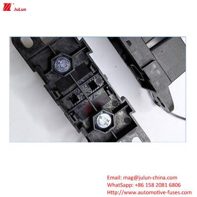 中国 20A-500A 定電動 自動車用電気システム ANM プラグタイプ ファイューズホルダー シリコン材料 販売のため