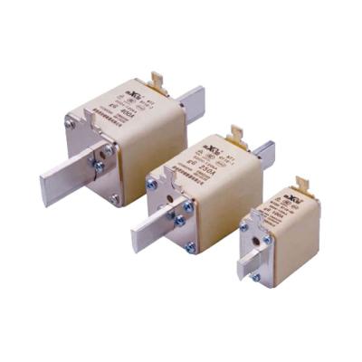 중국 저전압 파괴 나이프 유형 휴즈 400V / 500V / 690V 6-1250A를 녹이기 판매용