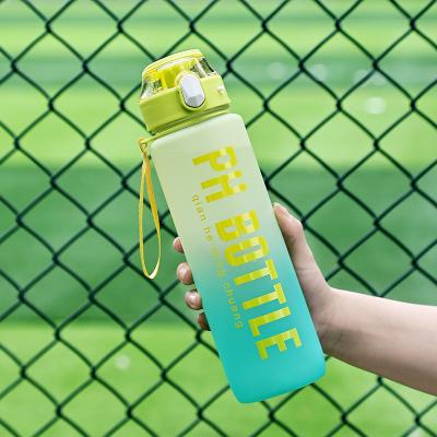 Cina 1 litro di bottiglie d'acqua sportiva senza BPA con timbro non tossico in vendita