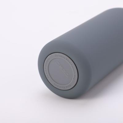 Cina 7.4*23.5cm Coppa portatile di acqua raccomandata per il lavaggio delle mani solo con acqua in vendita