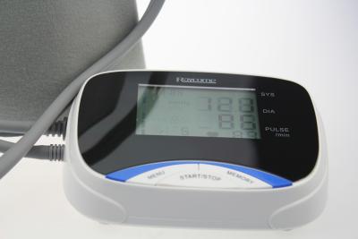 Chine Transfert des données électronique ambulatoire de grande précision 0 de PC de moniteur de tension artérielle à 36kPa à vendre