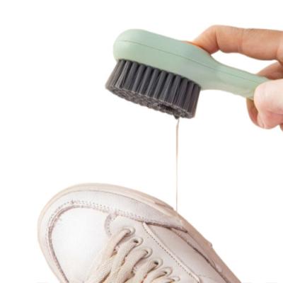 Cina Effortless Shoe Cleaning Automatic Liquid Discharge Brush With Soft Bristles For Household in vendita