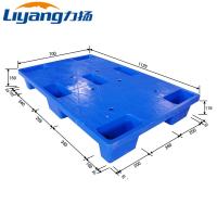 China Blue Solid Deck Hdpe Plastic Pallets Made From Recycled Plastic for sale