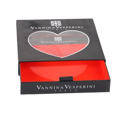 중국 심장 모양 창을 가진 화장용 마분지 주문품 종이상자 판매용