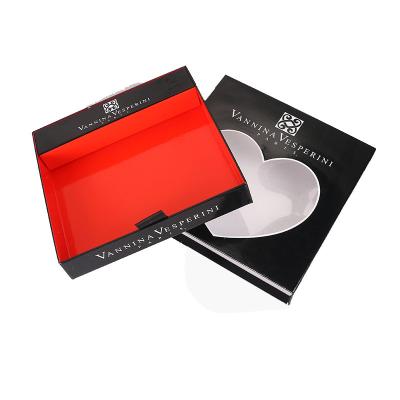 중국 심장 모양 창을 가진 화장용 마분지 주문품 종이상자 판매용