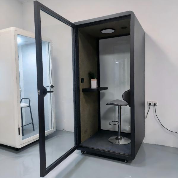 Quality Portable Soundproof Privacy Pod Single User Quiet Pod For Office for sale