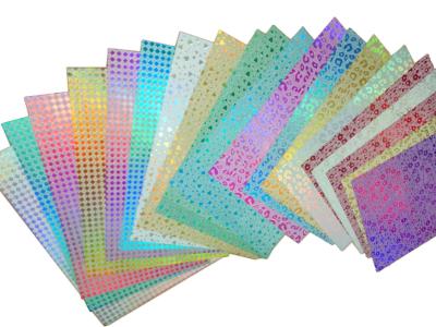 Cina Glitter Film Sequins scintillanti per imballaggio regalo Decorazione artigianale Progetti fai da te Effetto olografico lucido Facile da tagliare in vendita