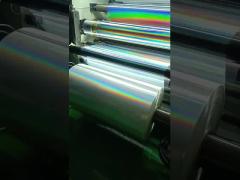 Film de laminage thermique holographique BOPP transparent de 25 microns pour l'emballage de cadeaux