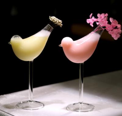 China O pássaro transparente original dá forma a Juice Beverage Cocktail Glass Bottle 201-300ml para a loja da barra à venda