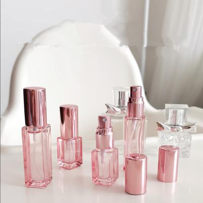 Cina Bottiglia fine dello spruzzatore della foschia del profumo di viaggio di Rose Gold Portable Refillable Atomizer in vendita