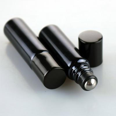 China 1/ o óleo essencial Rollerball de vidro vazio de 3oz 10ml engarrafa o revestimento preto à venda
