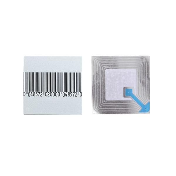 Etiqueta suave de seguridad RF de 8,2 MHz de EAS blanco 50 x 50 mm Papel recubierto con código de barras