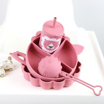Cina Il bambino all'ingrosso Geschirr ha condotto il prodotto d'alimentazione dell'insieme delle stoviglie del bambino del silicone del piatto della ciotola del cucchiaio della ciotola del cucchiaio della busbana francese del silicone di svezzamento in vendita