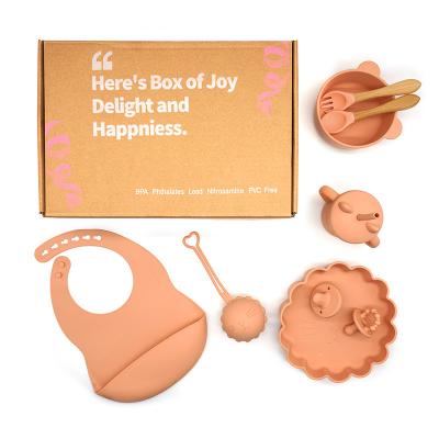 China Custom Pantone Kleur siliconen dinerset 5pcs Silicone Zuig Afstoten Set Food Grade Materiaal OEM ODM Te koop