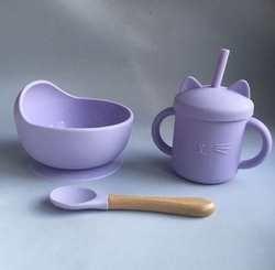 China Custom Pantone Kleur siliconen dinerset 5pcs Silicone Zuig Afstoten Set Food Grade Materiaal OEM ODM Te koop