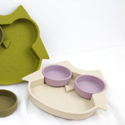 Cina Owl Shape Silicone Baby Suction placca BPA non tossico libero con colore di Pantone in vendita