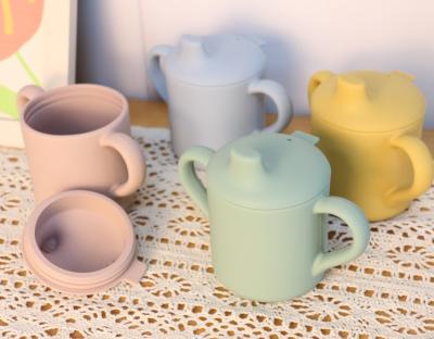 Cina tazze beventi del silicone 120ml per il ODM dell'OEM di addestramento del bambino dei bambini in vendita