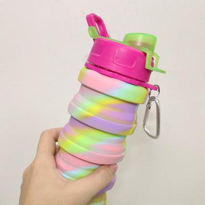 Cina Bottiglia di acqua pieghevole libera del silicone di BPA per capacità di sport all'aperto 500ml in vendita