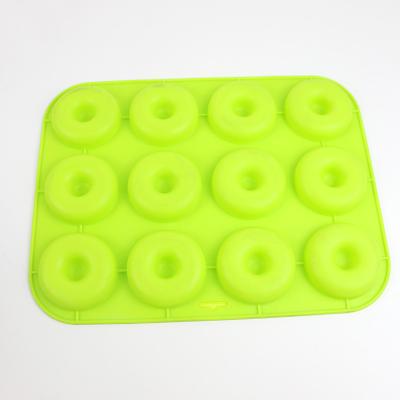 China Muffin Cups Cake Personalised Silicone Molds Nonstick Heat Resistant for sale