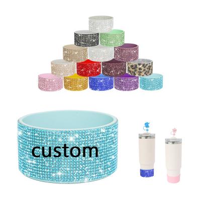 Cina Silicone Bumper Bottle Sleeve for Quencher 40 oz 7.5cm Tumbler Boot Stanley Cup silicone bottom cover bottles in vendita