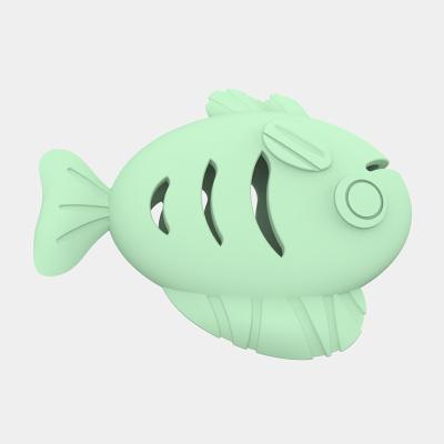 Cina Wholesale food grade silicone Cat Mint Ball Fish Shaped Toys Pet Toys Interactive Ball Teeth Cleaning pet toys and accessories in vendita
