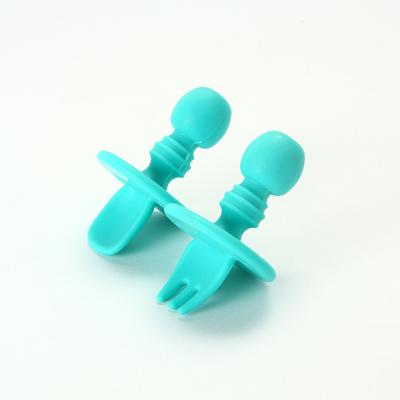 China Pink Silicone Dinnerware Dishwasher Safe Durable Heat Resistant Non Slip Ideal for Catering Restaurants and Food Service for sale