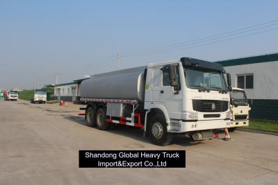 China HOWO 4X2 Fuel Truck 8m3 8000 Liters Diesel  Oil Fuel Tanker Truck For Sale for sale