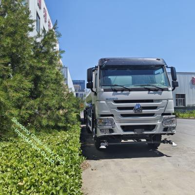 中国 HOWO 6*4 400HP リニューアルされた水タンク トラック 噴水器 トラック 6*4 水タンク 販売のため
