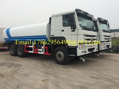 China 16-20m3 Water / Fuel Road Tankers , Fuel Bowser Truck With 12.00R20 Radial Tire for sale