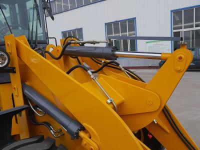 China 1.8  Ton 0.93CBM Heavy Earth Moving Machinery Wheel Loader Excavator Cummins Engine for sale