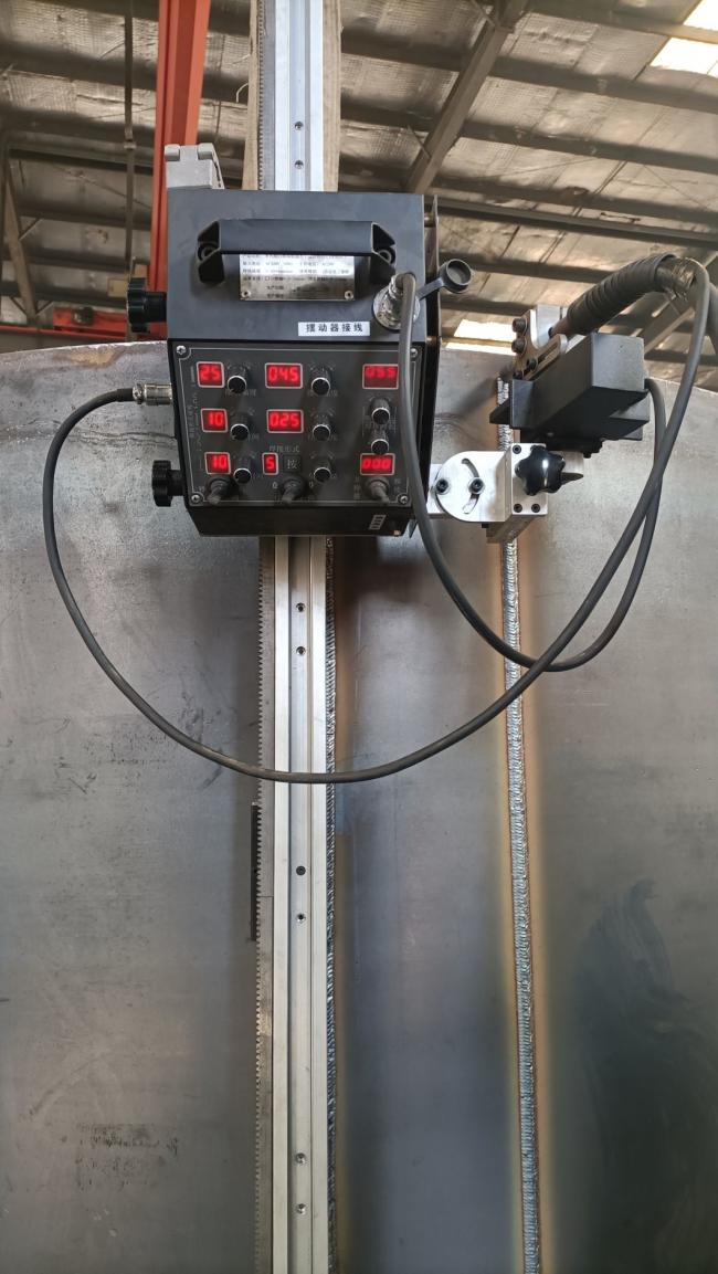 Portable Semi Automatic Round Welding Machine Welding Tractor