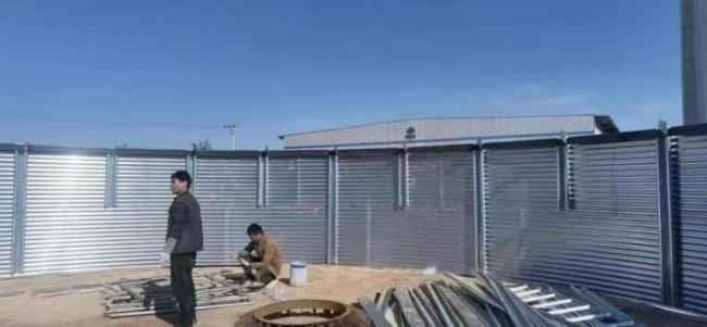 Tank Lifting Jacks for Assembling Grain Storage Tanks and Grain Storage Silo