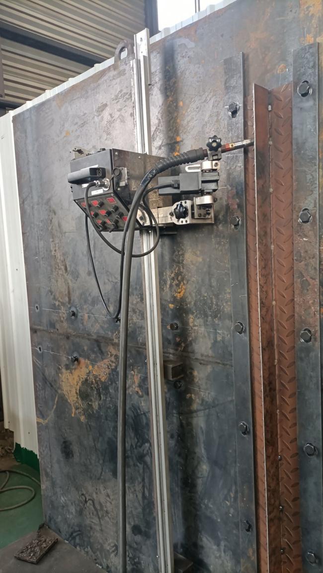 Whl-III Straight Rails and Flexible Rail Can Vertical and Girth Seam 0-30mm Thickness Portable Welding Machine