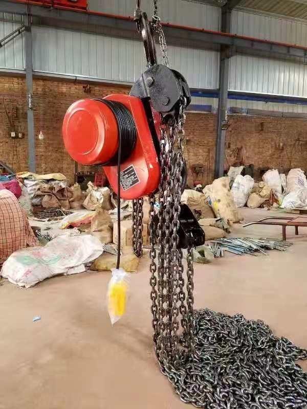 Simple Electric Hoist for Tank Lifting Construction