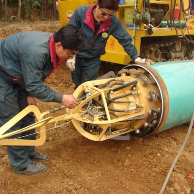 China RIVETING MACHINE Pneumatic Pipeline Internal Line-up Clamp for Pipeline Construction for sale